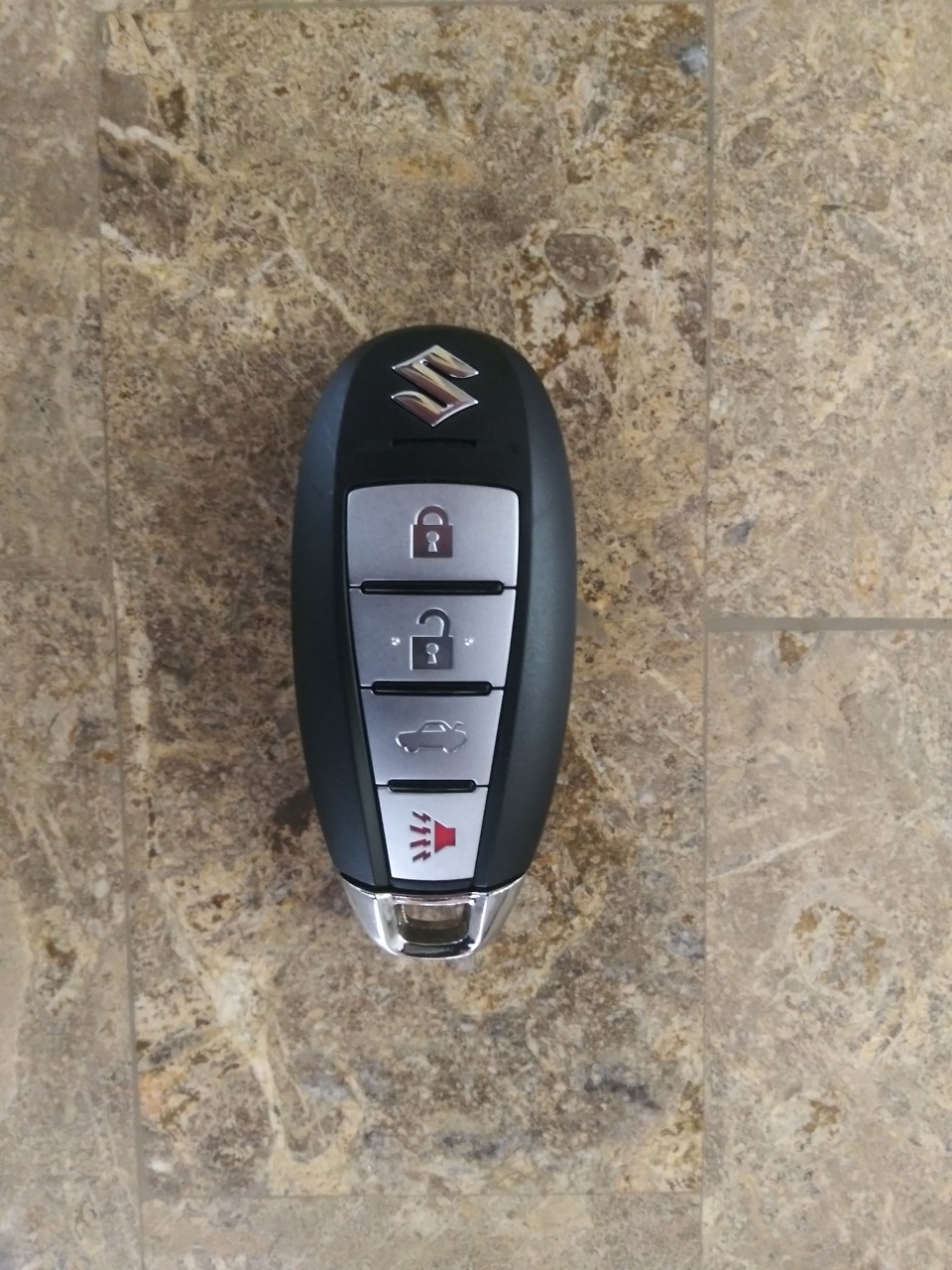 Suzuki Car Key Fob - Replacement, Cutting, & Programming